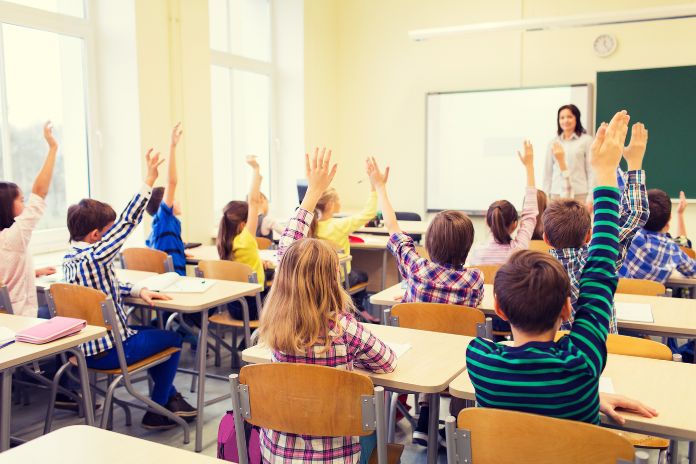 How Academic Entertainment Can Help Teachers - Candid Mama